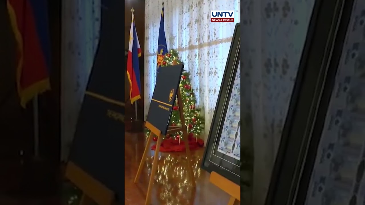 BSP presents to Pres. Marcos Jr. new banknotes bearing his signature ... BSP presents to Pres. Marcos Jr. new banknotes bearing his signature ...